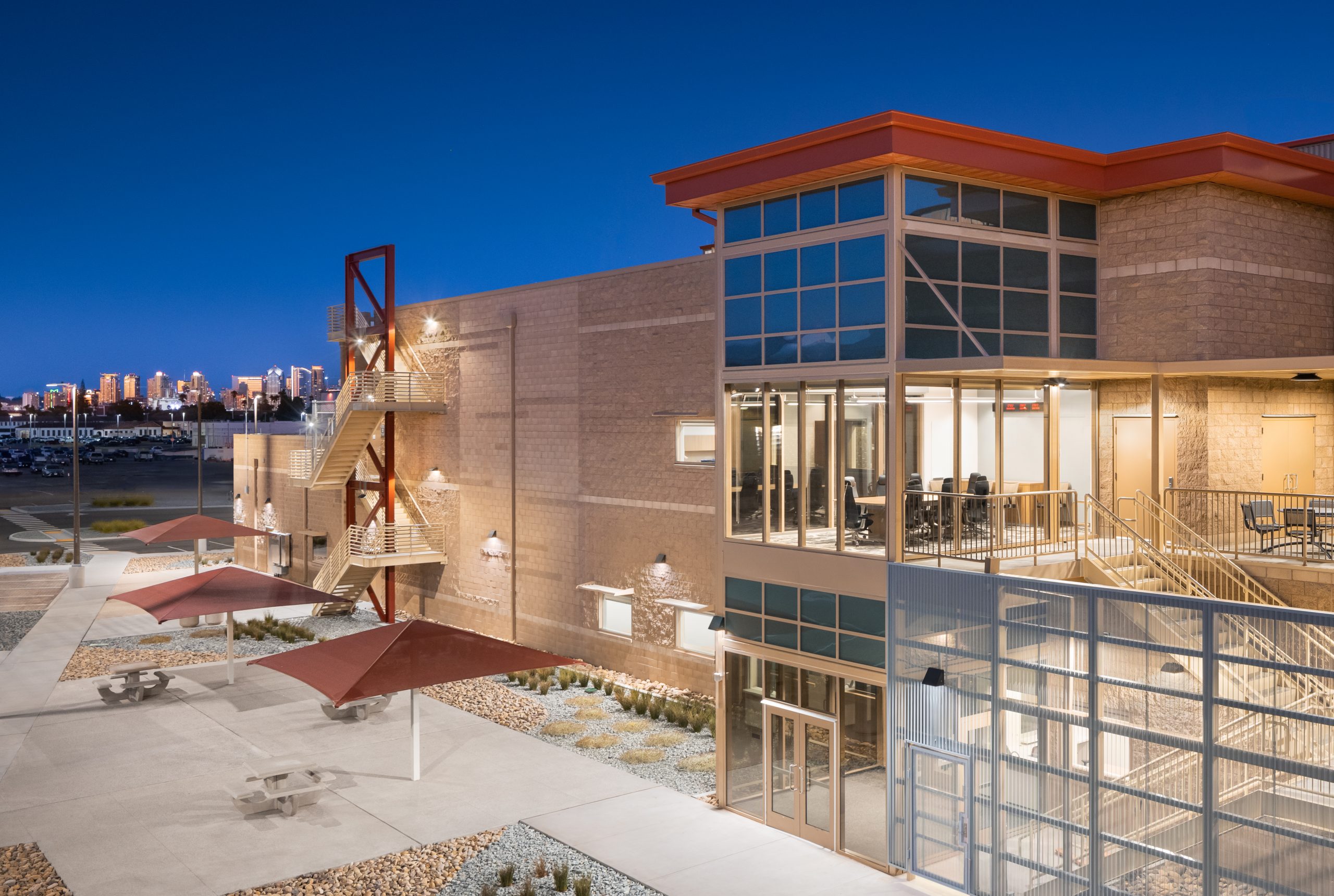 Naval Base Coronado P-1024 V-22 Hangar - Morley Builders