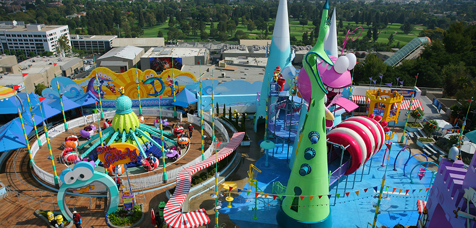 NBCUniversal Super Silly Fun Land - Morley Builders